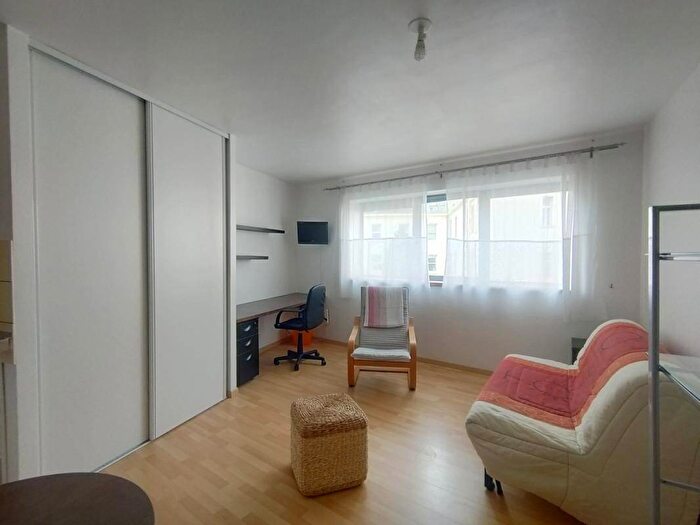 Appartement 1 pièce à louer à Ouest Péri-Centre Ville, Vannes