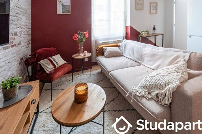 Appartement à louer - Bel Air, Dijon - 1 pièce - 1 chambre