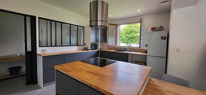 Maison 5 pièces à vendre à Ménétrol
