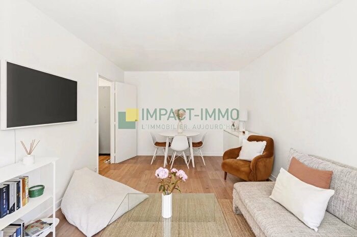 Clichy, République, Victor Hugo : Appartement 3 pièces à vendre