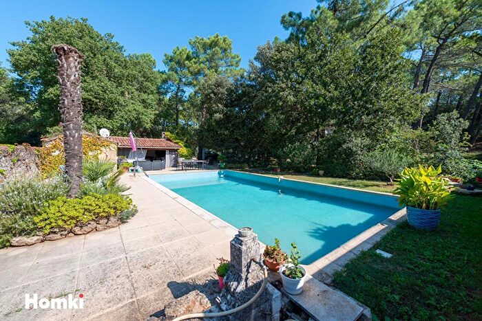 Maison à vendre - Suze-la-Rousse - 7 pièces - 5 chambres