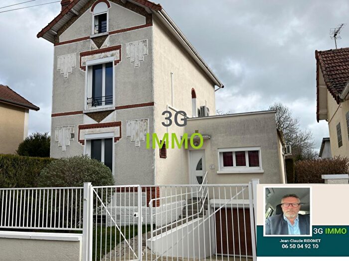 Maison à vendre - Provins, ZUP - 5 pièces - 4 chambres