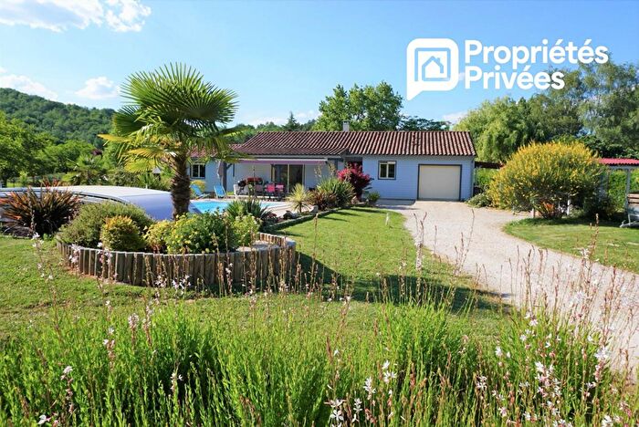 Maison 8 pièces à vendre à Caillac