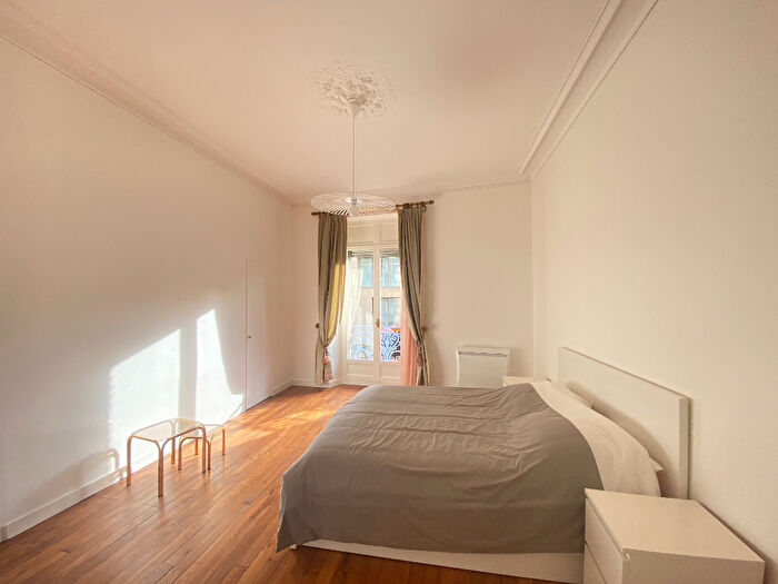 Appartement 2 pièces à louer à Quartiers Centre, Saint-Hélier, Gare
