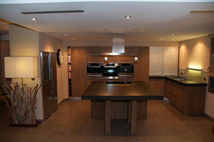 Appartement à louer - Cessy - 3 pièces - 2 chambres