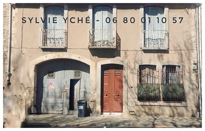 Maison à vendre - Lézignan-Corbières - 8 pièces - 5 chambres