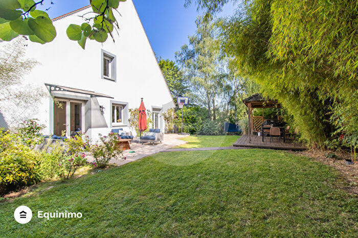 Maison 9 pièces à vendre à Bougival