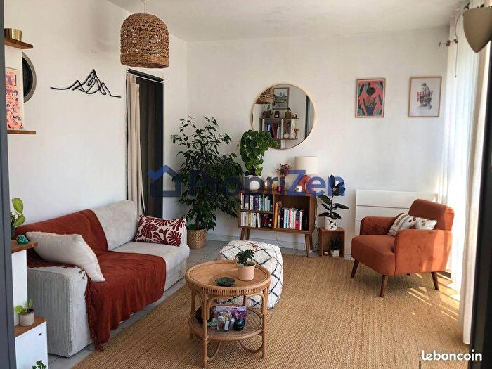 Appartement à louer - Bordeaux - 2 pièces - 1 chambre