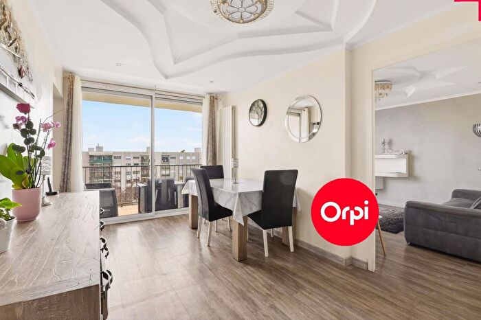Saint-Priest, Bel-Air - Appartement 5 pièces à vendre