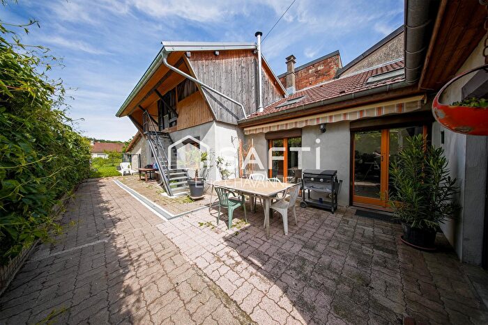 Maison 6 pièces à Mandeure, à vendre