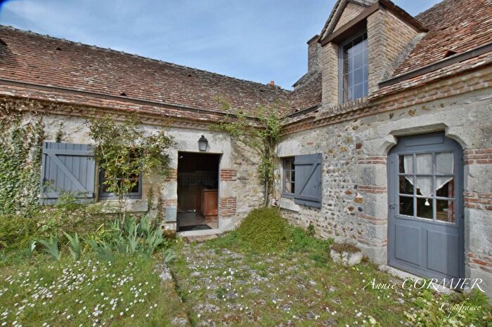 Maison à vendre - Saint-Benoît-sur-Loire - 5 pièces - 2 chambres