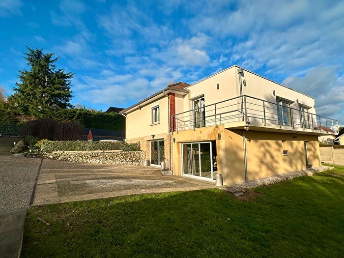 Maison à vendre - Saint-Arnoult - 7 pièces - 4 chambres