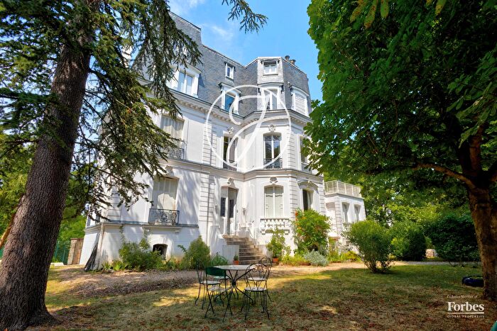 Appartement 7 pièces à Saint-Cloud, Centre-ville, à vendre