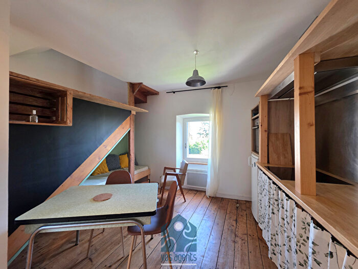 Maison à vendre - Orcines - 2 pièces - 1 chambre