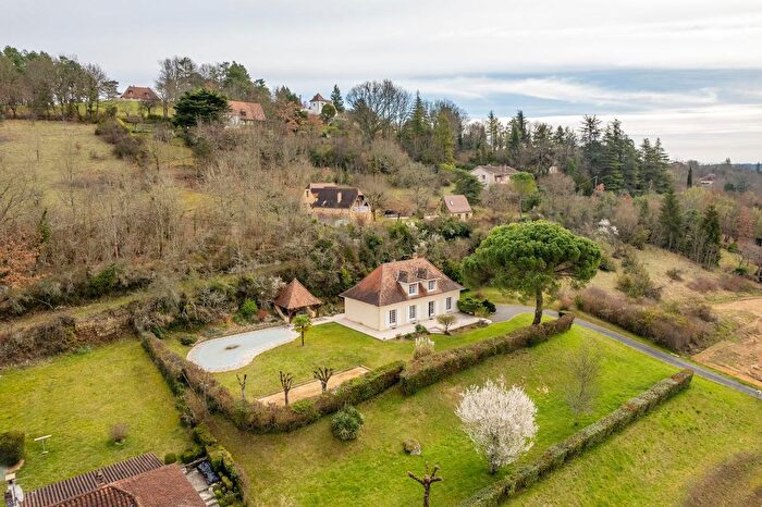 Maison à vendre - Le Bugue - 4 pièces - 3 chambres