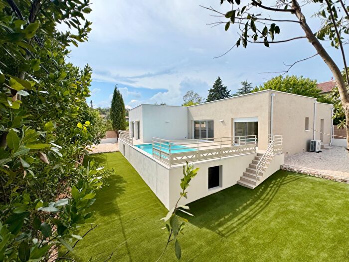 Maison 5 pièces à Alès, Brésis, Prés Rasclaux, à vendre