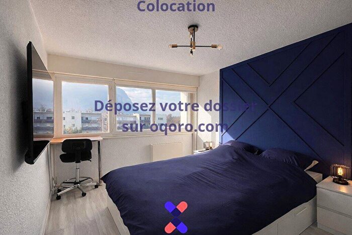 Appartement à louer - Brouaz, Annemasse - 5 pièces - 4 chambres