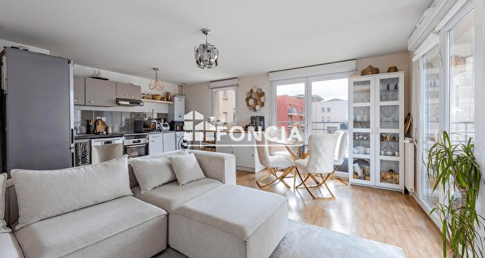 Appartement à vendre - Le Grand-Quevilly, Chêne à Leu, Plaine de Jeux, Gendarmerie - 4 pièces - 2 chambres