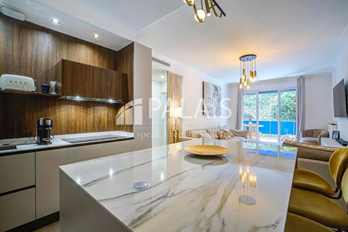 Appartement à vendre - Nice, Cimiez - 3 pièces - 2 chambres