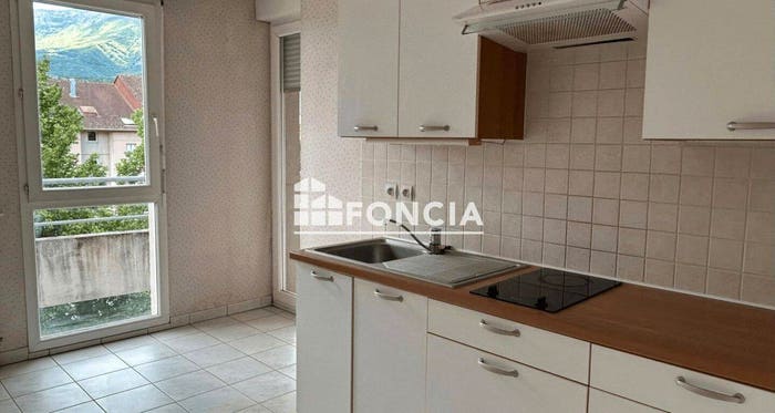Centre, Échirolles - Appartement 2 pièces à louer