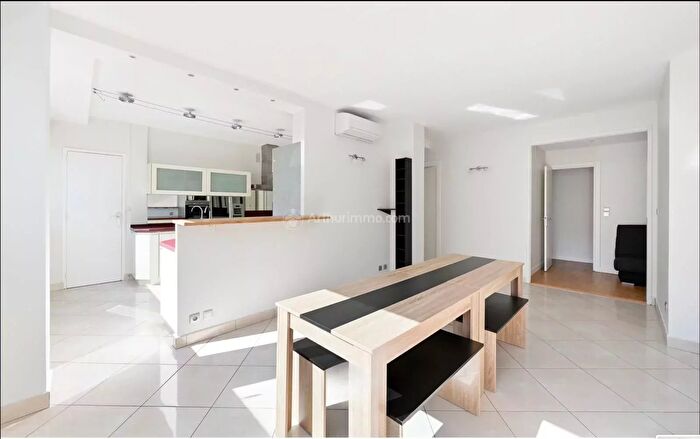 Appartement à louer - Lyon e , Tête dOr, Vitton - 5 pièces - 4 chambres