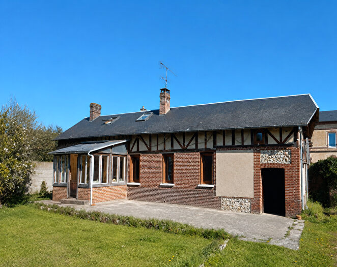 Saint-Aubin-d'Écrosville : Maison 4 pièces à vendre