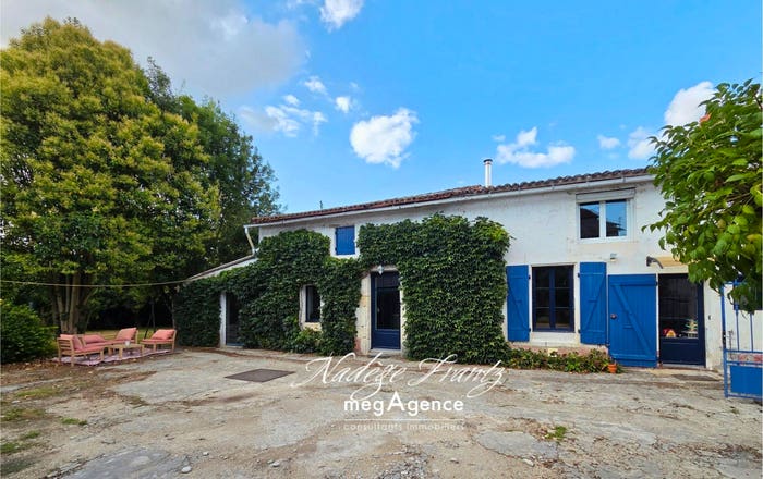 Saint-Jean-d'Angély : Maison 5 pièces à vendre