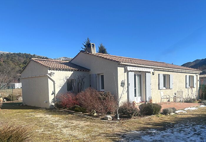 Maison à vendre - Peyroules - 4 pièces - 3 chambres