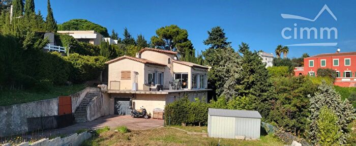 Maison à vendre - Nice, Saint-Antoine - 5 pièces - 4 chambres