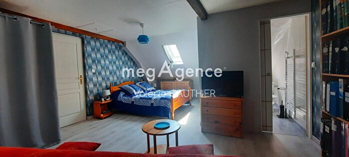 Naveil : Maison 6 pièces à vendre
