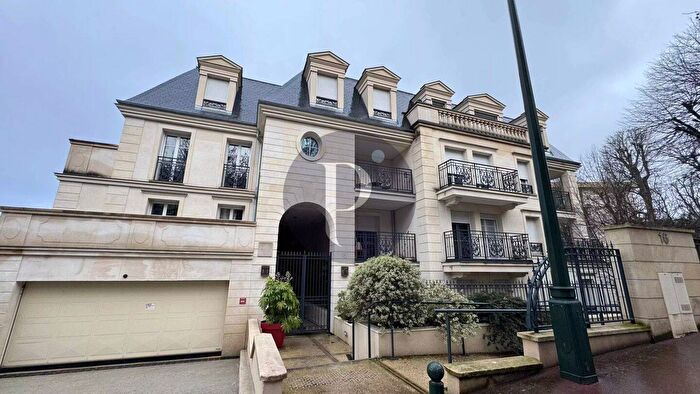 Anatole France, Le Plessis-Robinson : Appartement 2 pièces à louer