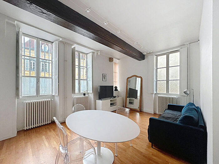 Appartement à louer - Dijon, Centre-ville - 2 pièces - 1 chambre