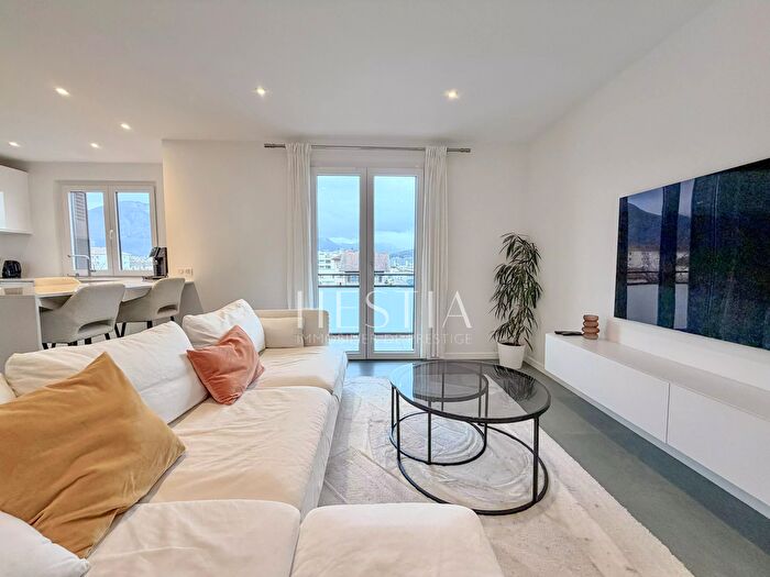 Appartement à vendre - Annecy, Romains - 3 pièces - 2 chambres