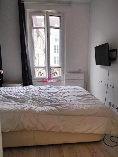 Appartement à louer - Melun, Rive de Seine, Sud - 2 pièces - 1 chambre