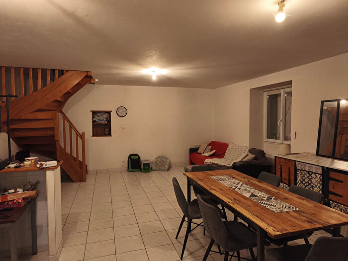 Maison à louer - Ligné - 4 pièces - 3 chambres