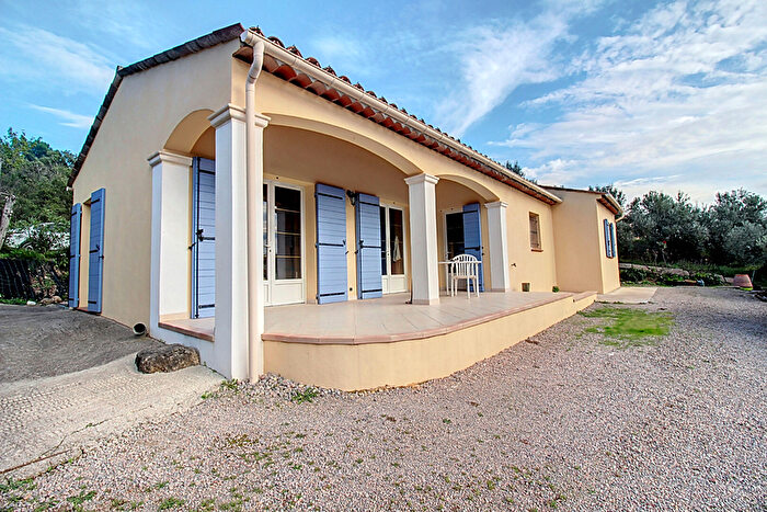 Maison à vendre - Callas - 3 pièces - 2 chambres