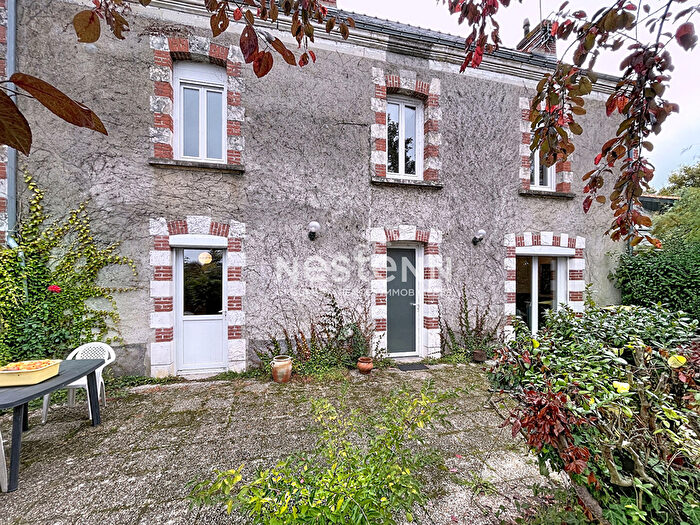 Maison à vendre - Avrillé, Adézière, Etang, Bosquets, Croix-Cadeau, Fléchet - 4 pièces - 2 chambres