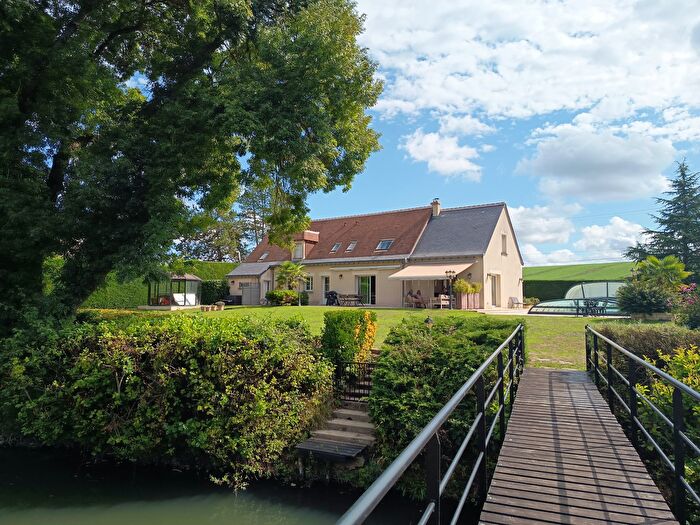Maison à vendre - Neuillé-le-Lierre - 7 pièces - 4 chambres