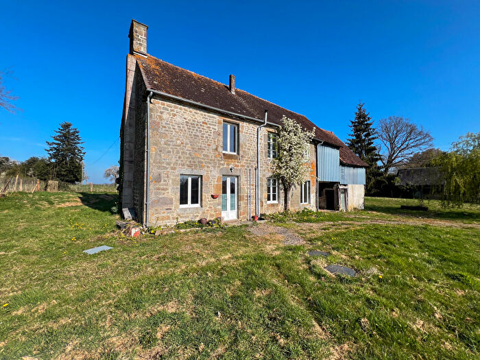Maison à vendre - Bellou-en-Houlme - 4 pièces - 3 chambres
