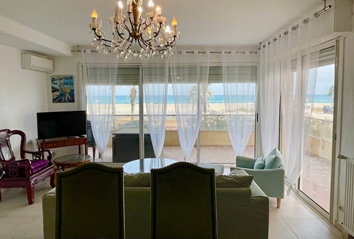 Appartement à vendre - Canet-en-Roussillon - 4 pièces - 3 chambres