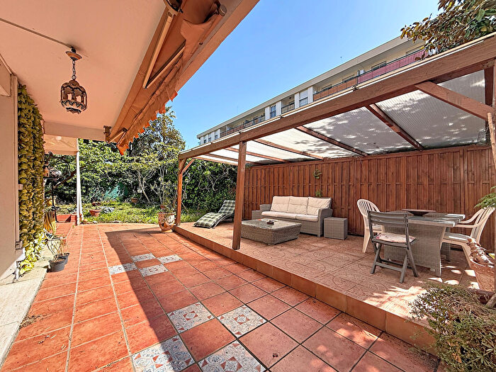 Appartement 3 pièces à vendre - Nice, Caucade