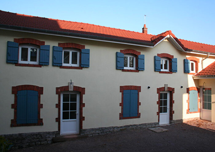 Montceau-les-Mines, Jean Bouveau, Bois Roullot : Appartement 3 pièces à louer