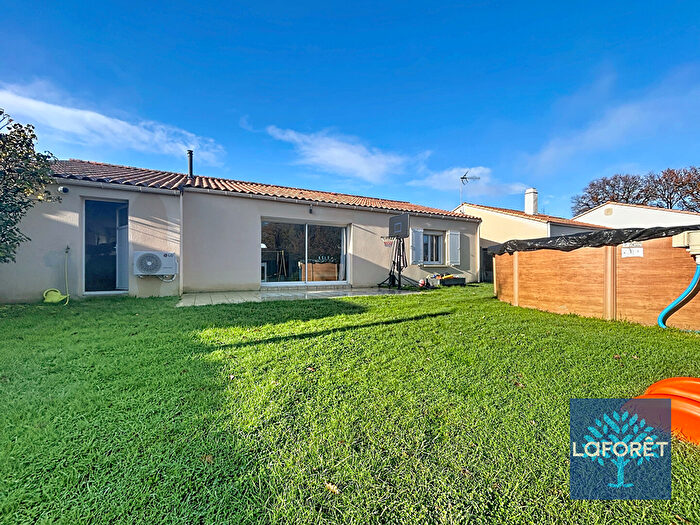 Maison à vendre - La Roche-sur-Yon, Le Bourg sous la Roche - 4 pièces - 3 chambres