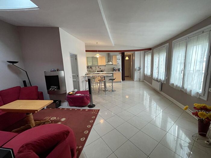 Appartement à vendre - Paris e , Bel-Air, Sud - 3 pièces - 1 chambre