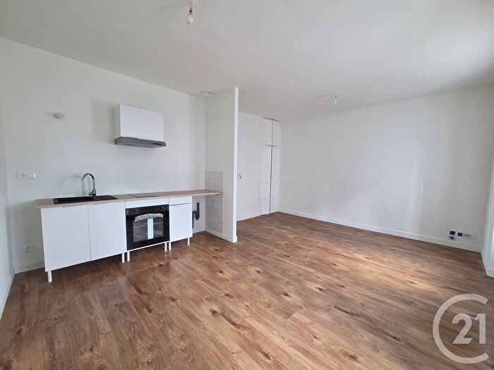 Appartement à louer - Châteauroux, Bitray, La Belle Etoile, Le Buxerioux, Le Fontchoir - 2 pièces - 1 chambre