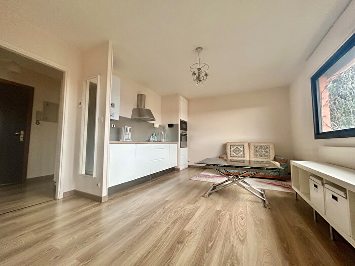 Appartement à louer - Toulouse, Pont des Demoiselles, Saint-Exupéry - 1 pièce