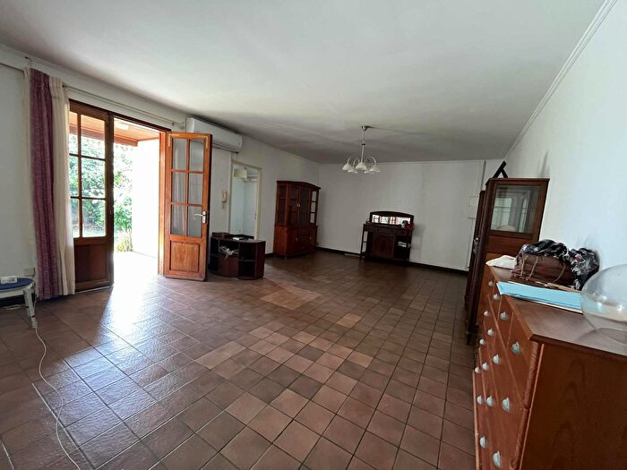 Maison à vendre - Saint-Denis - 5 pièces - 5 chambres