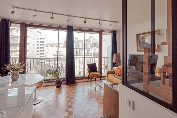 Appartement à vendre - Paris e , Violet, Commerce - 2 pièces - 1 chambre