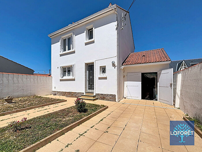Maison 4 pièces à Les Sables-d'Olonne, Les Roses, Route du Château d'Olonne, à vendre