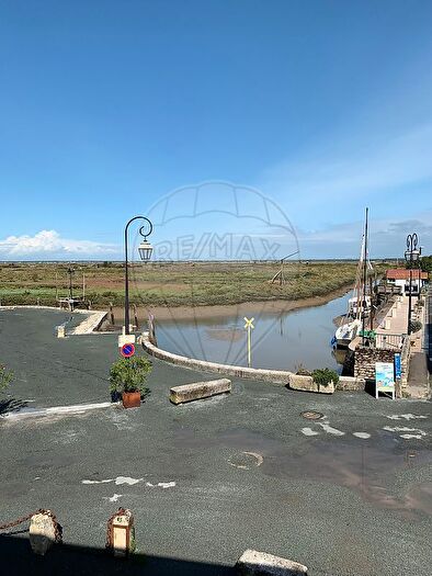 Appartement à vendre - Mornac-sur-Seudre - 4 pièces - 3 chambres